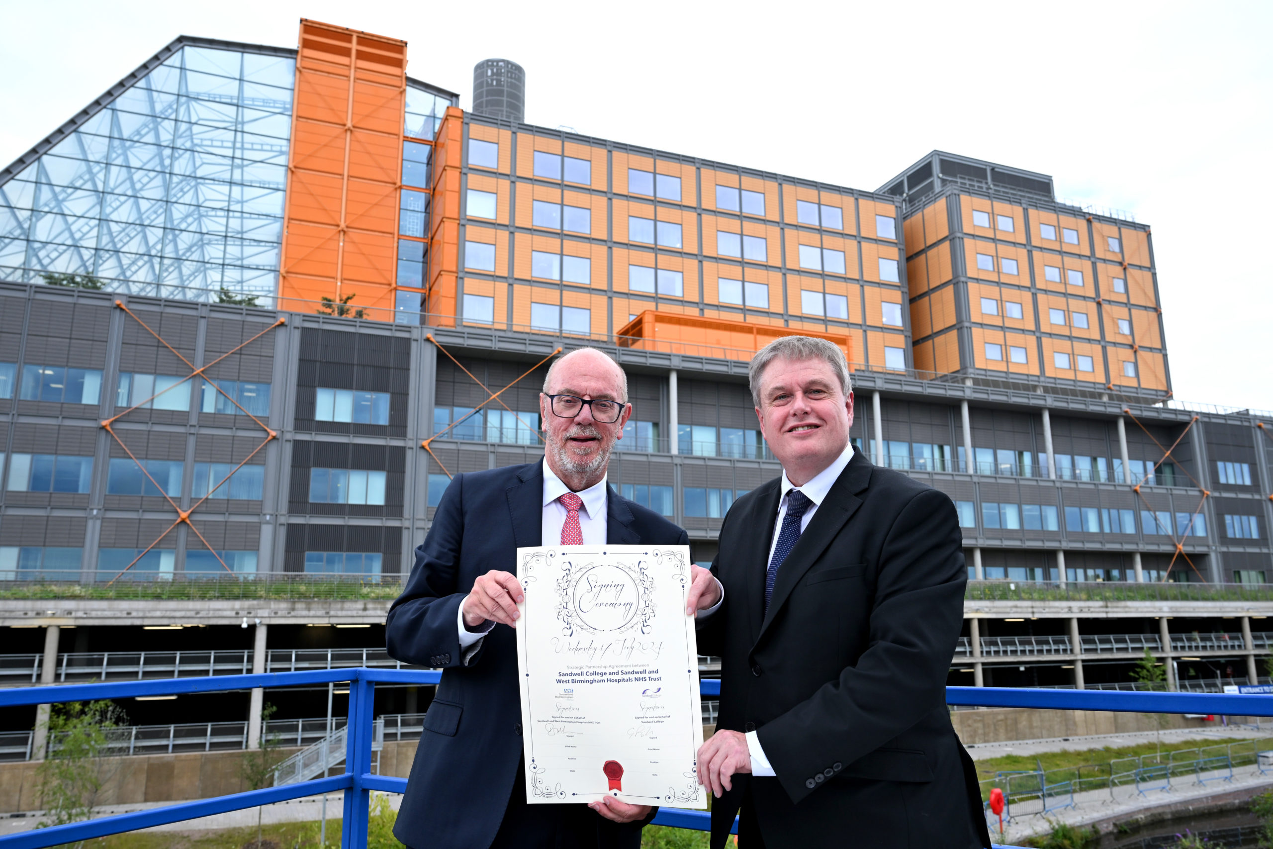 Sandwell College and NHS Trust Sign Landmark Agreement - Sandwell College